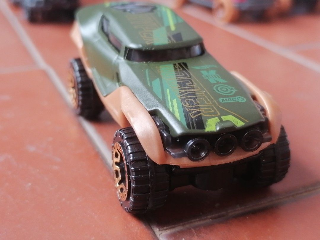 Hot Wheels 2023 Remote Adventure 5-Pack Hyper Rocker - Dark Green ...