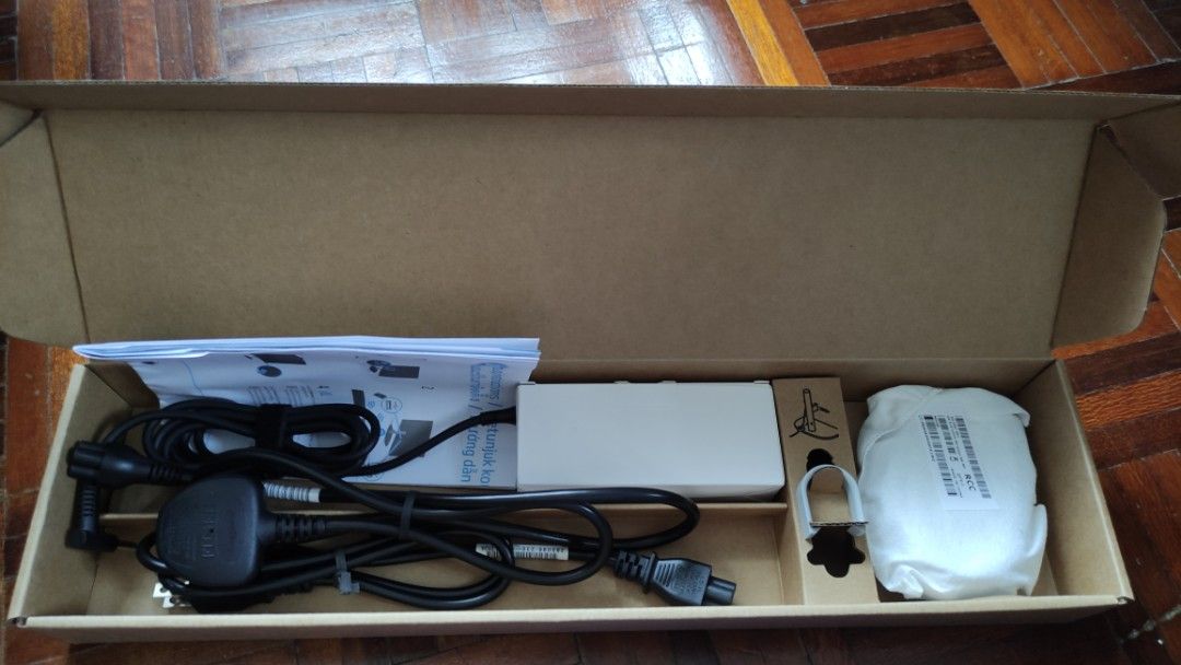 HP 24-cr0025d 23.8" FHD All-in-One Desktop PC Shell white ( i5-1335U ...