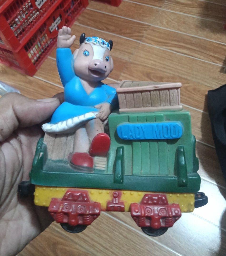 Jollibee Train Lady Moo, Hobbies & Toys, Memorabilia & Collectibles ...