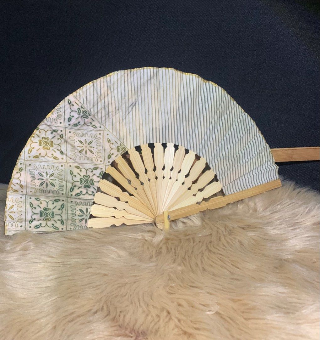 Kipas tangan batik lipat baba nyonya tradisional Hand fan Fold fans ...