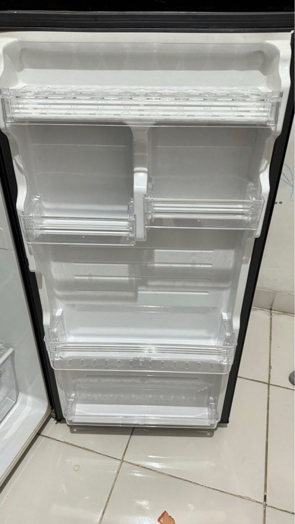 Kulkas Sharp 1 Pintu NEGO SAMPAI JADI, KONDISI NORMAL (DINGIN, FREEZER ...