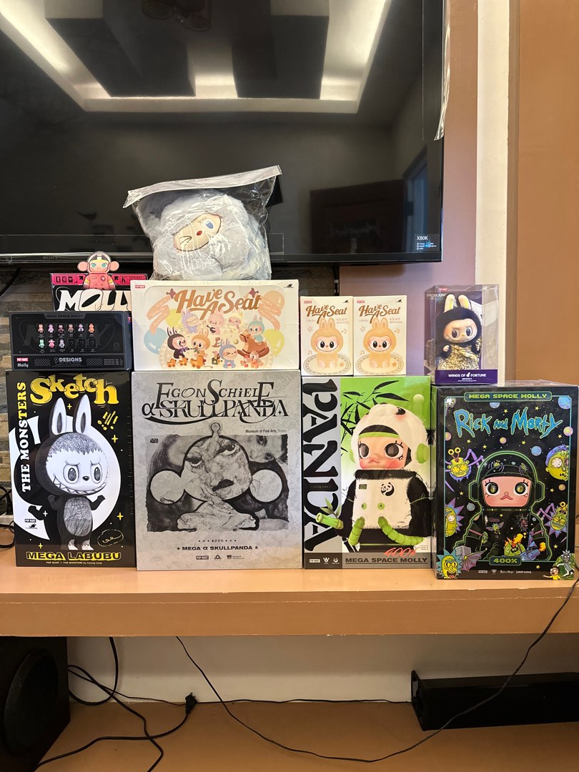 Labubu, skull panda & space molly, Hobbies & Toys, Toys & Games on ...