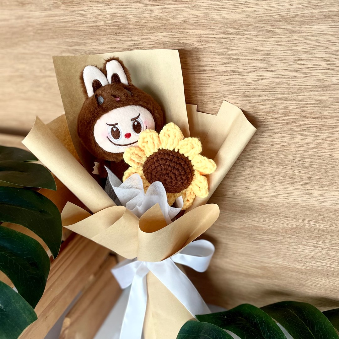 Labubu sunflower crotchet bouquet | labubu bouquet | crotchet sunflower ...