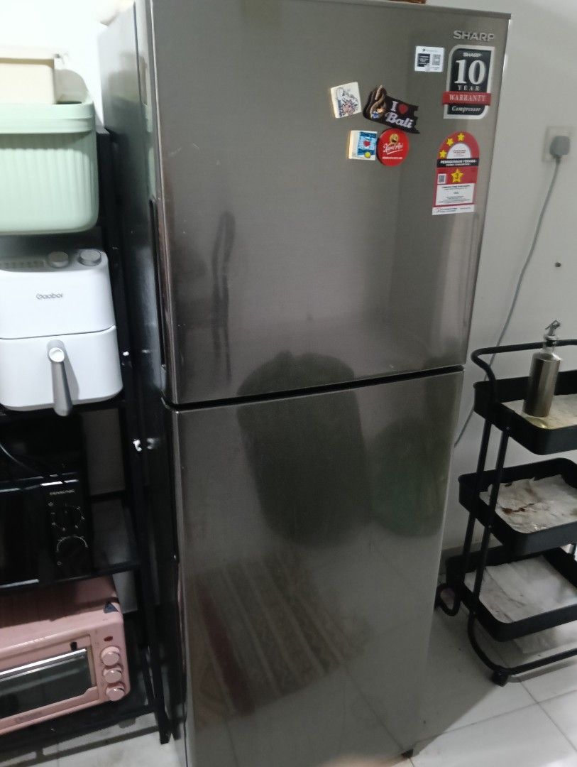 Peti ais Sharp. Macam baru, TV & Home Appliances, Kitchen Appliances ...