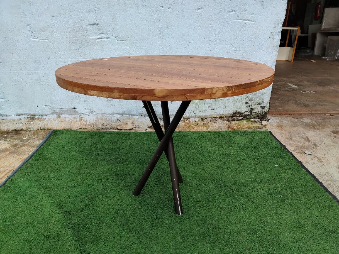 R50-AM Meja Bulat Kayu Solid Wood Round Table Iron Stand, Furniture ...