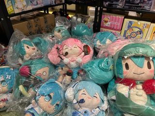 Sega Hatsune Miku Plushie Fufu Doll Dragon New Year, Hobbies & Toys ...