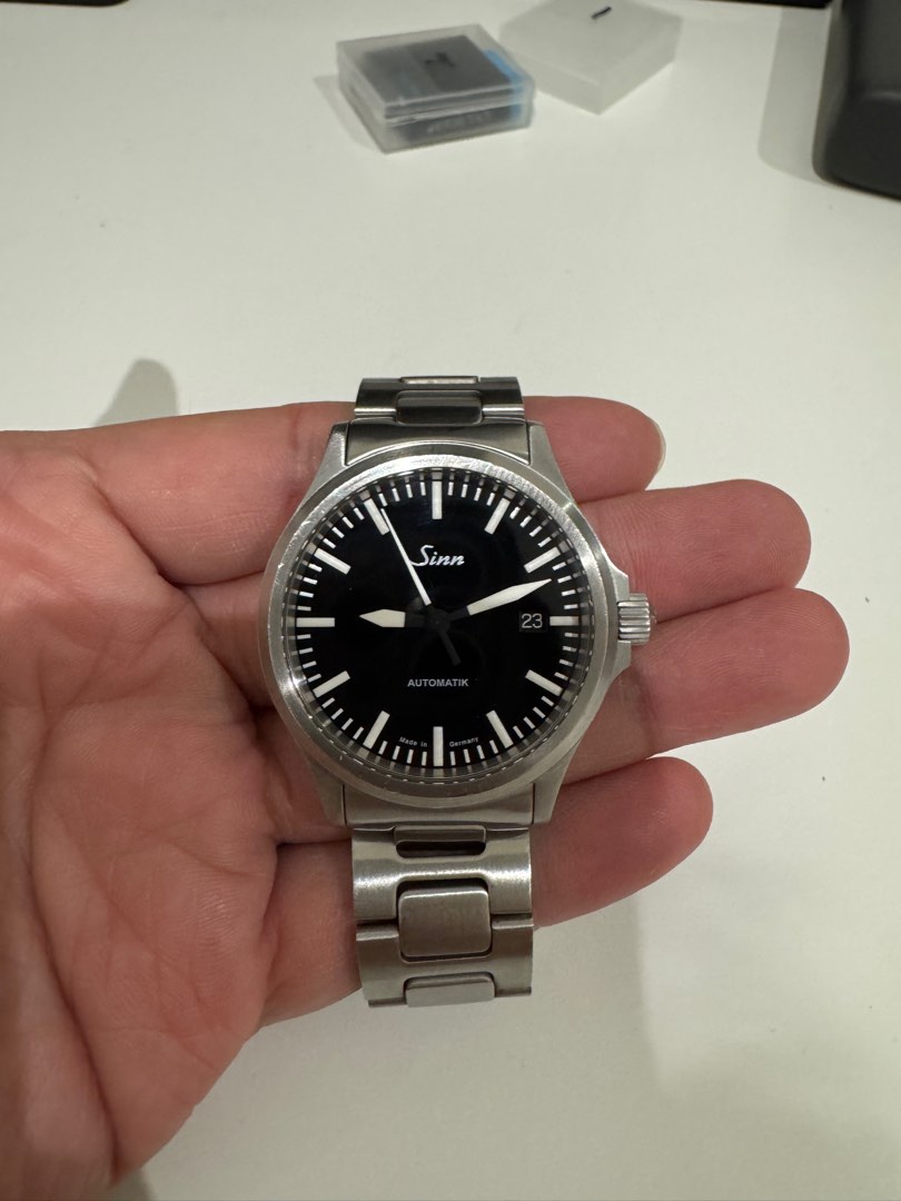 Sinn 556 39mm aviation watch, Men's Fashion, Watches & Accessories ...