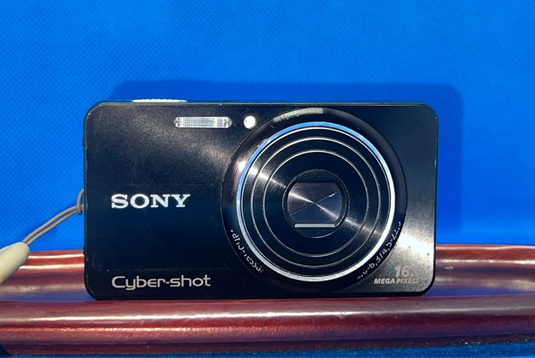 Sony cybershot dsc-w570 (black), Photography, Cameras on Carousell