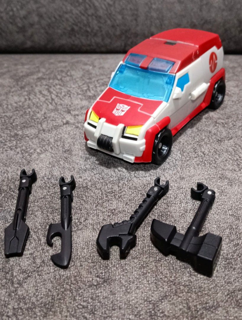 Transformers Animated Autobot Ratchet, Hobbies & Toys, Toys & Games on ...