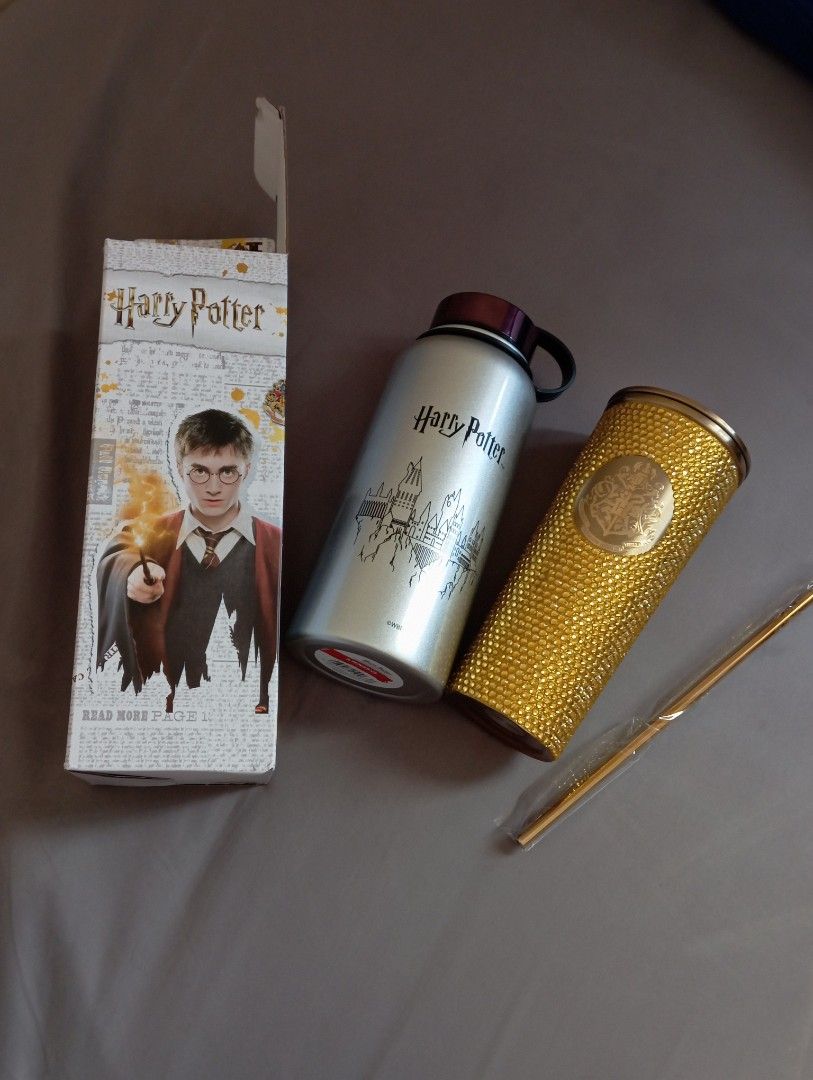 Tumblr Harry Potter x Miniso Glitter Yellow, Antik, Pajangan di Carousell