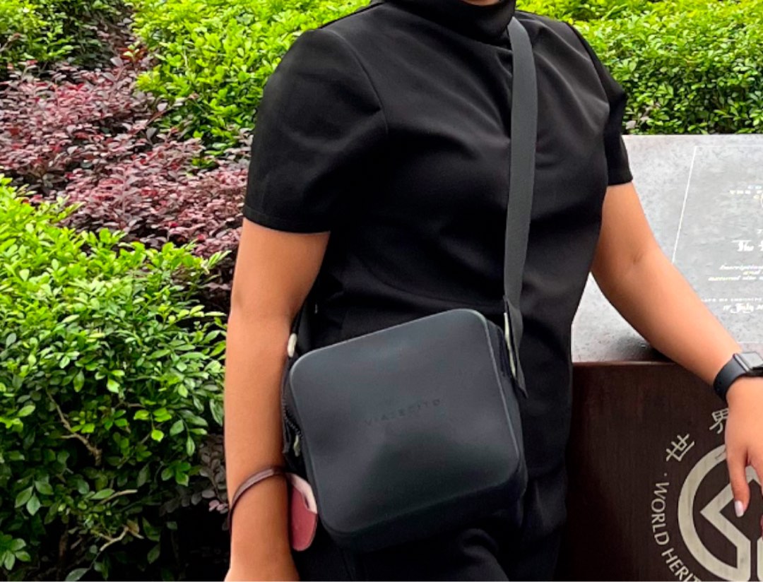 Viajecito black splash kit bag XL waterproof with tortoise sport strap ...