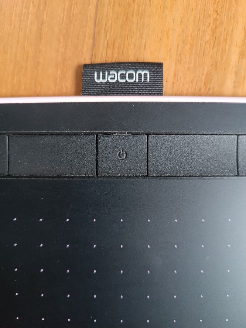 Wacom wireless Bluetooth BT pen tablet 6100wl large size, Computers ...