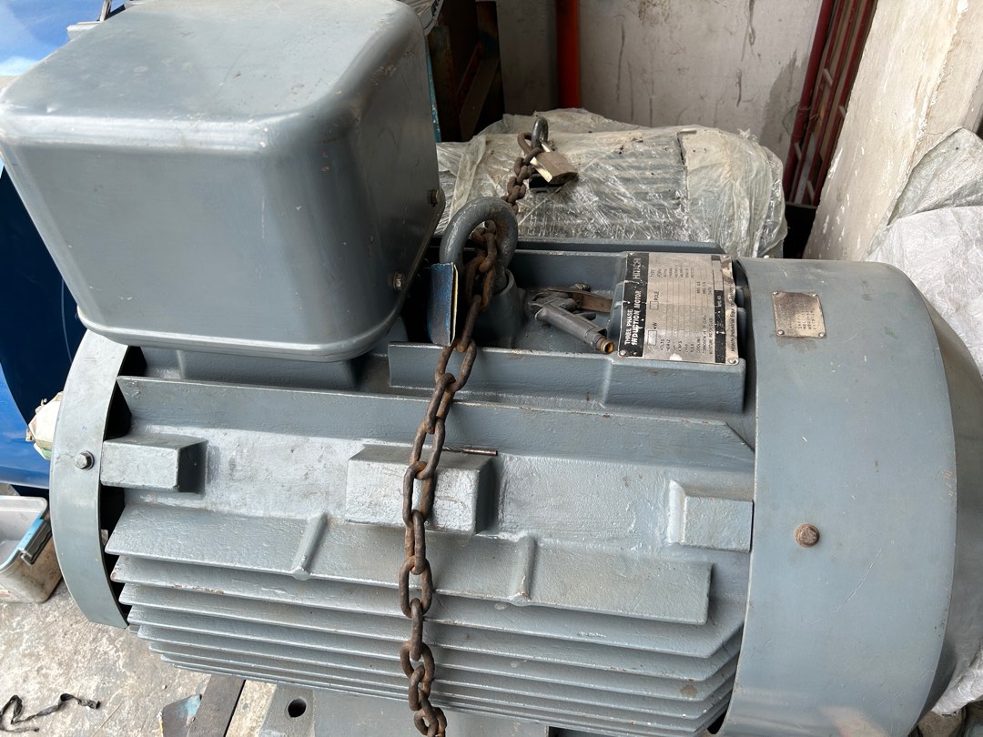 111 Kw (almost 150 hp) Induction Motor 3 phase Hitachi, Commercial ...