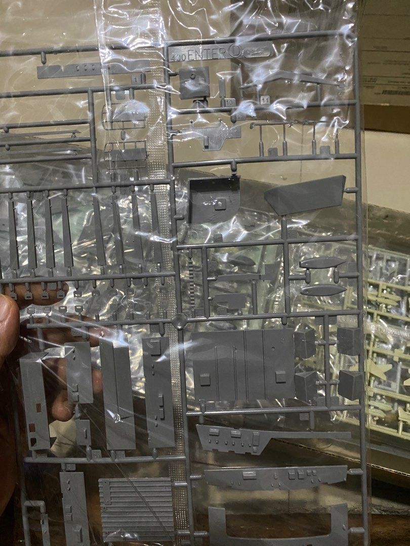 ARII New Enterprise Aircraft Carrier 1/400 big scale plastic model kit ...