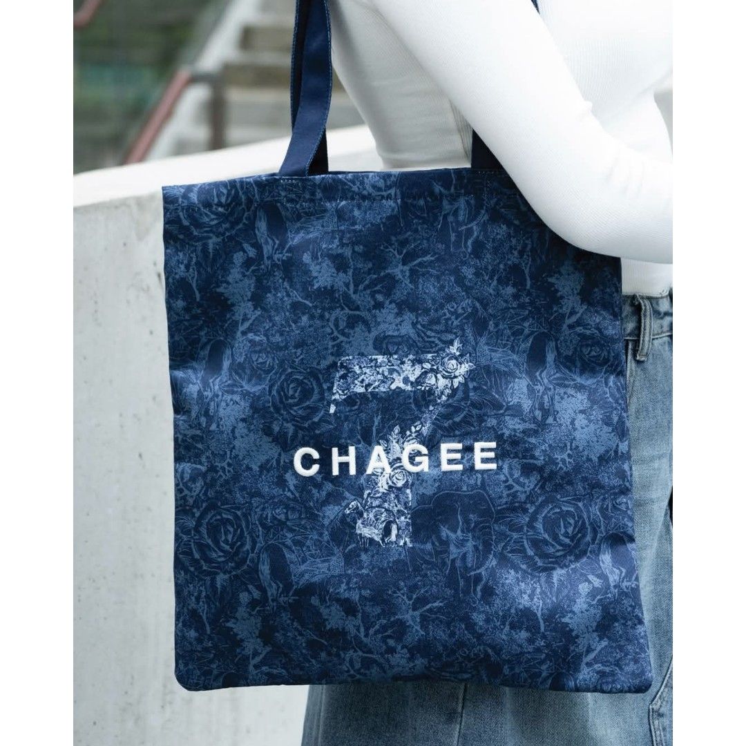 Authentic Chagee 7th Anniversary Fabric Tote Bag, Women's Fashion, Bags ...