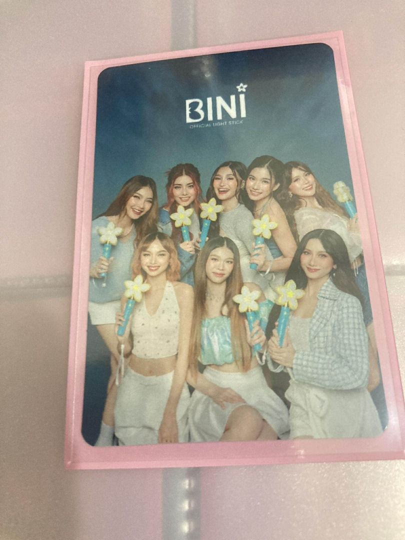 BINI OT8 official lightstick pc, Hobbies & Toys, Memorabilia ...