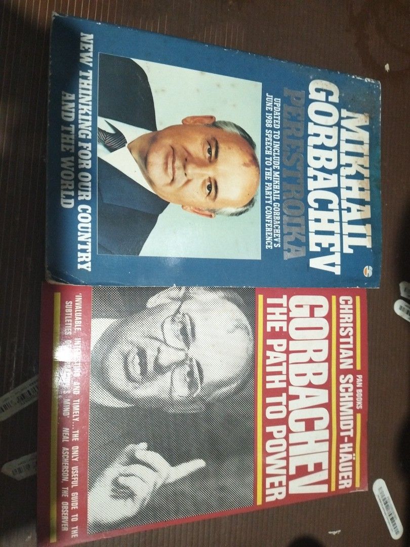 Buku lama - presiden russia mikhail gorbachev 1986/1988, Hobbies & Toys ...