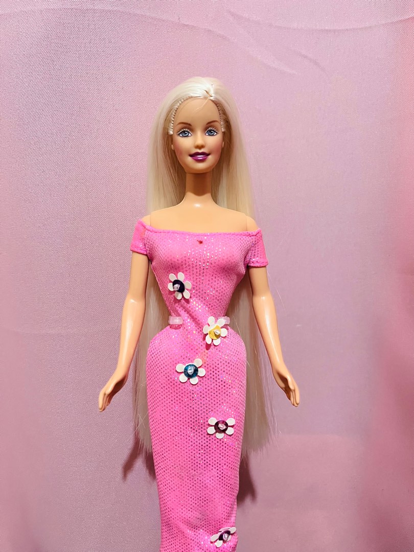 Cool Clips Barbie 2001 Version, Hobbies & Toys, Toys & Games on Carousell