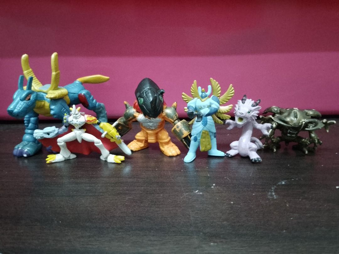 Digimon set For Display Purposes Only-Metal Garurumon Omegamon ...