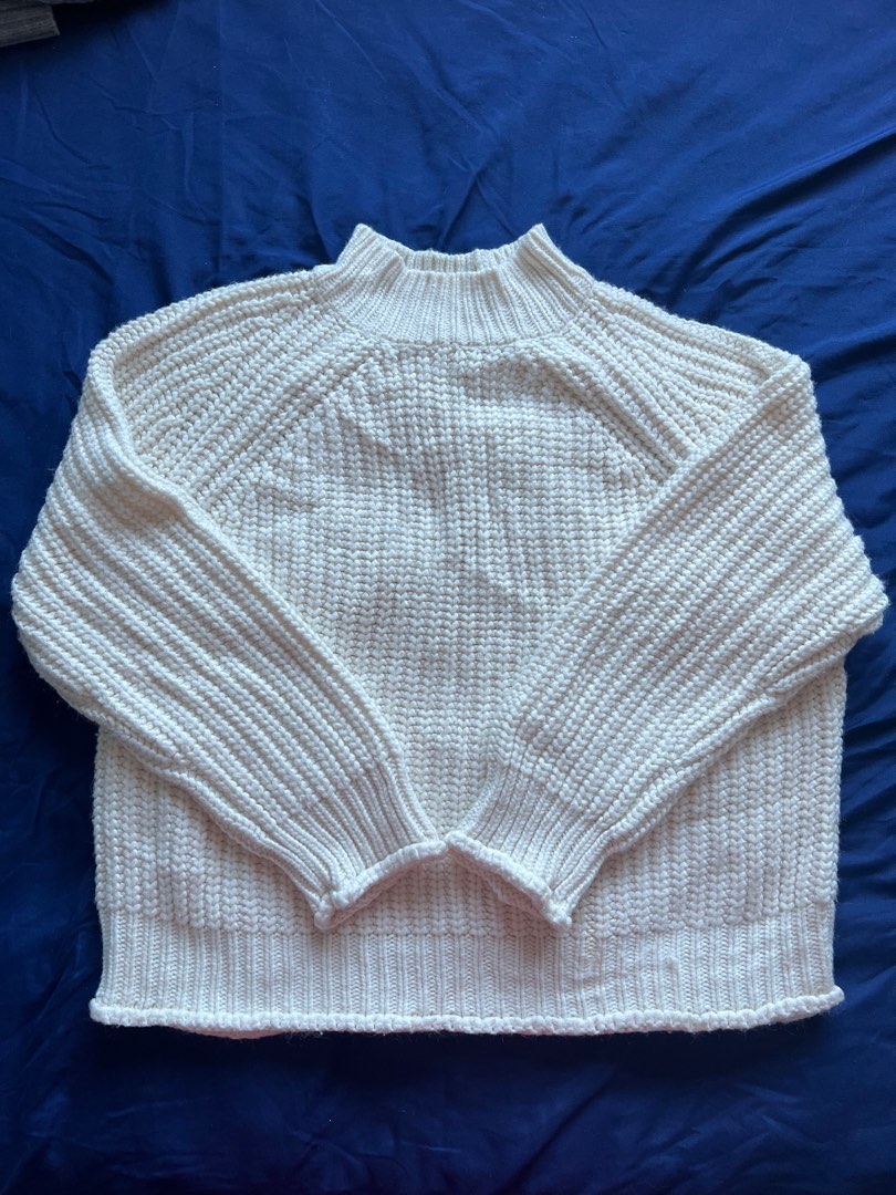 GU Knit Sweater, Women's Fashion, Tops, Longsleeves on Carousell