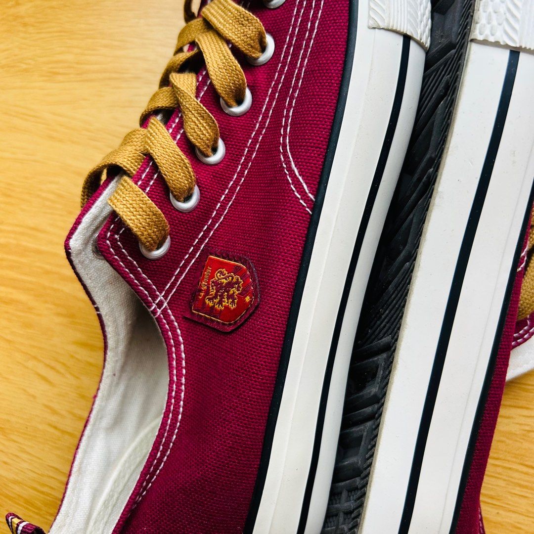Harry Potter x Spao Gryffindor Limited Edition Maroon Burgundy Casual ...