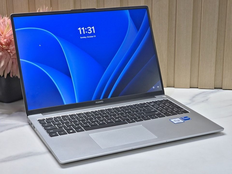 High-end Laptop = Huawei Matebook D16 2024 Laptop 512GB SSD w ...
