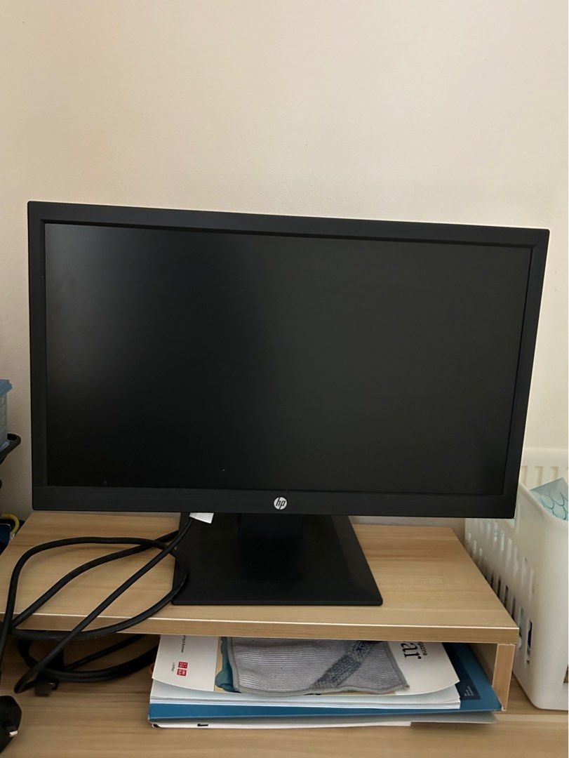 HP V20 HD MONITOR DESKTOP, Computers & Tech, Desktops on Carousell