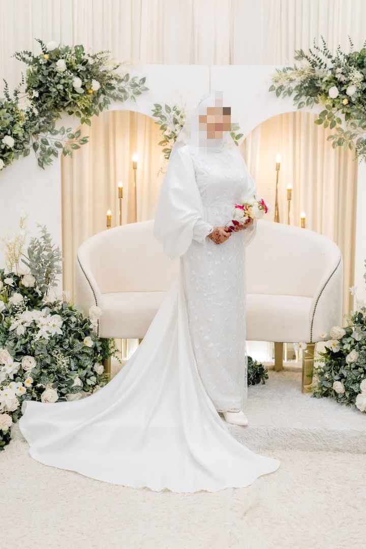 INSPIRED TIARA AWATIF BAJU NIKAH DRESS PUTIH WITH TRAIN BOW WOMAN BAJU ...