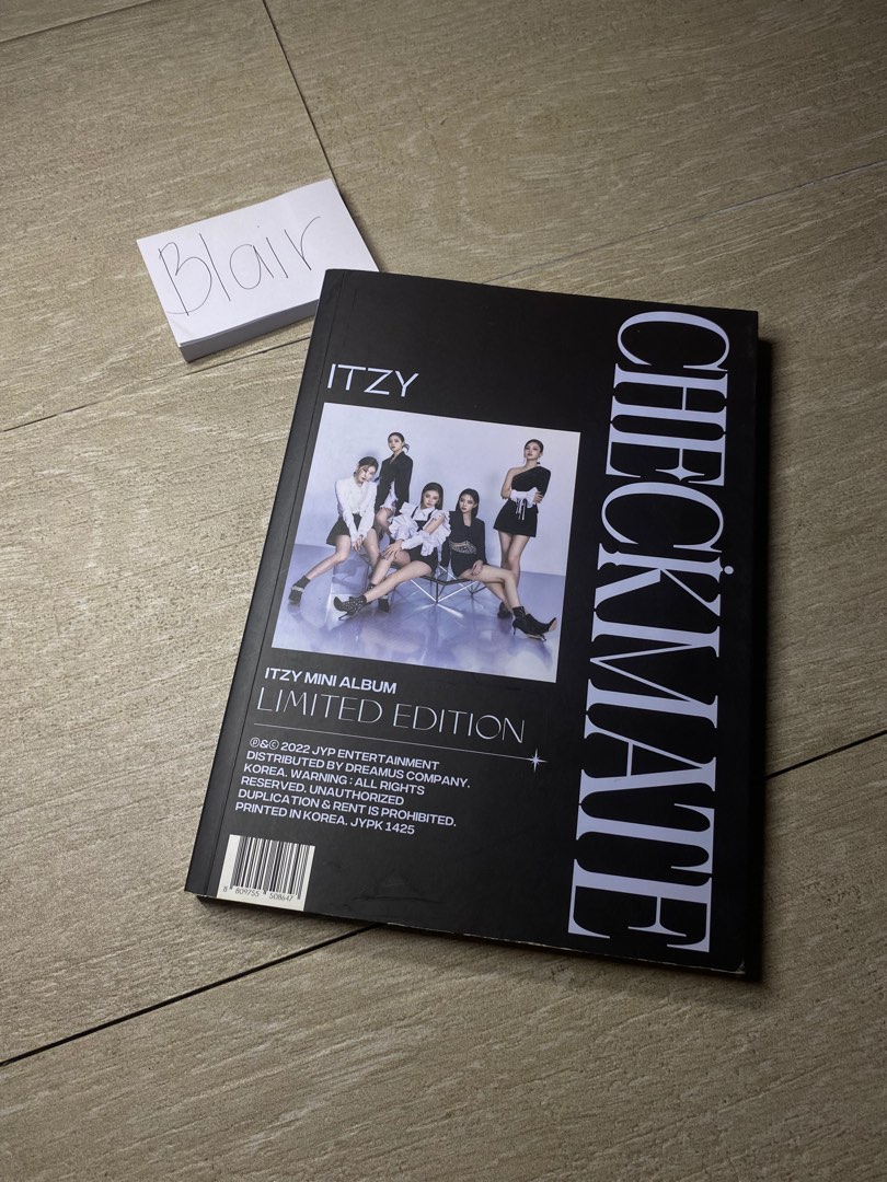 ITZY Checkmate Limited Edition Unsealed Album (with inclusions ...