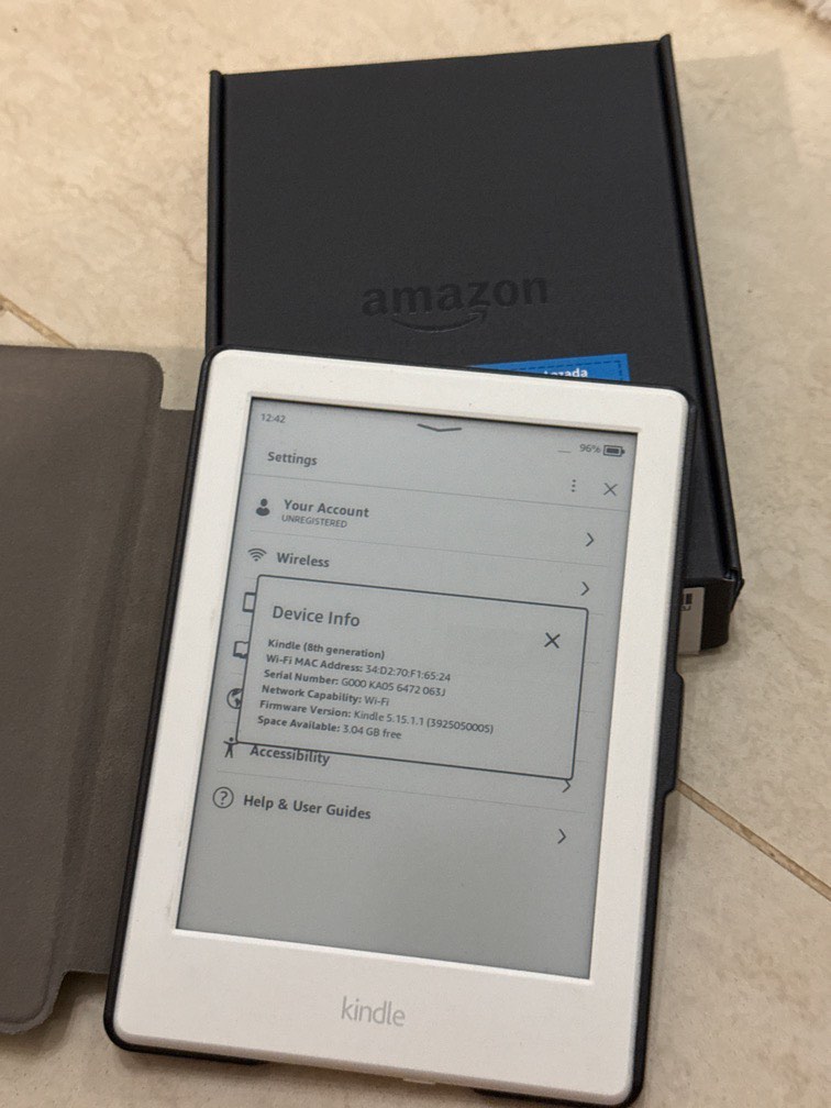 Kindle 8th Gen, Mobile Phones & Gadgets, E-Readers on Carousell