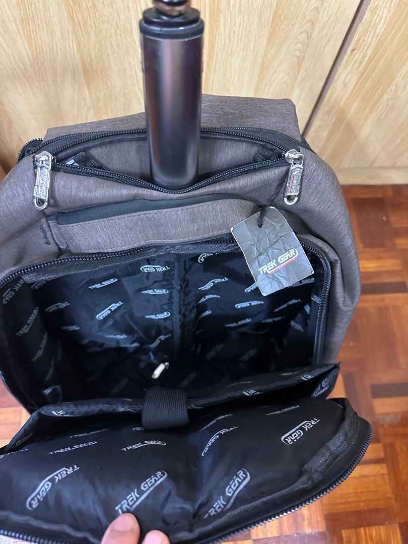 Laptop backpack with wheels and pull out handle, Computers & Tech ...