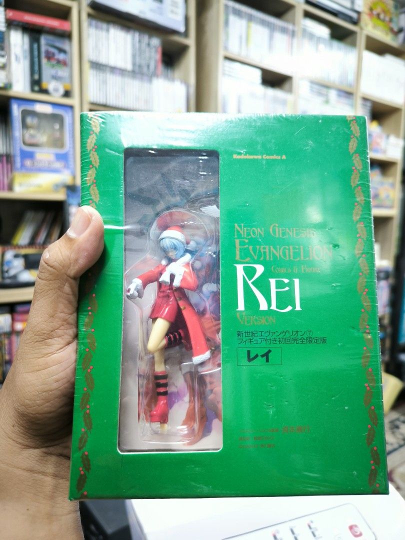 Neon Genesis Evangelion Rei Christmas Limited Edition Comics & Figure ...