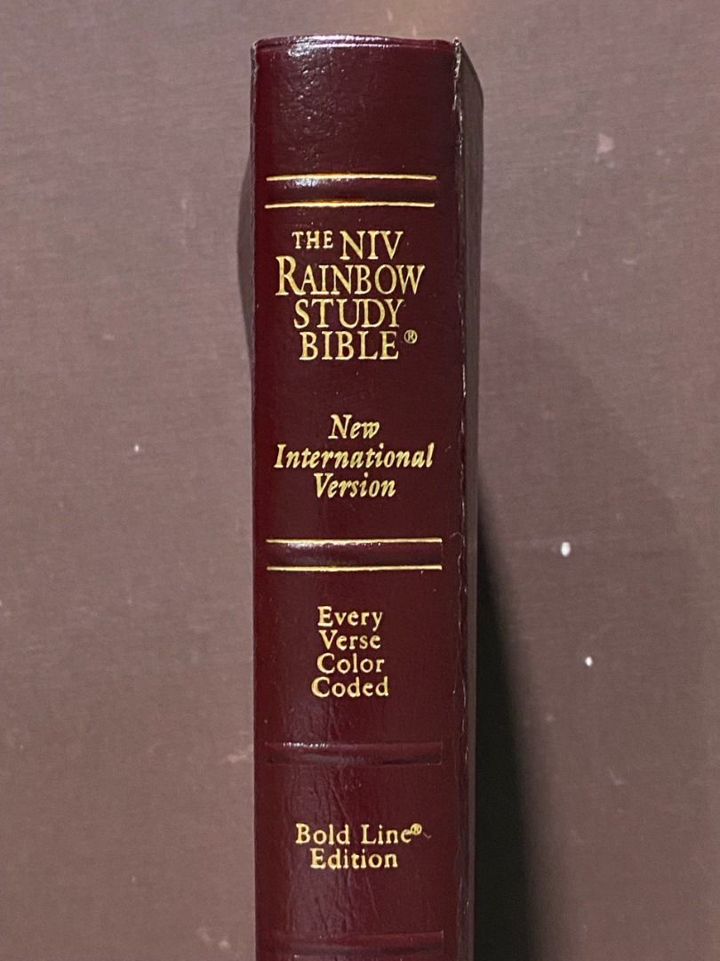 New International Version (NIV) Rainbow Study Bible in Very Large Copy ...