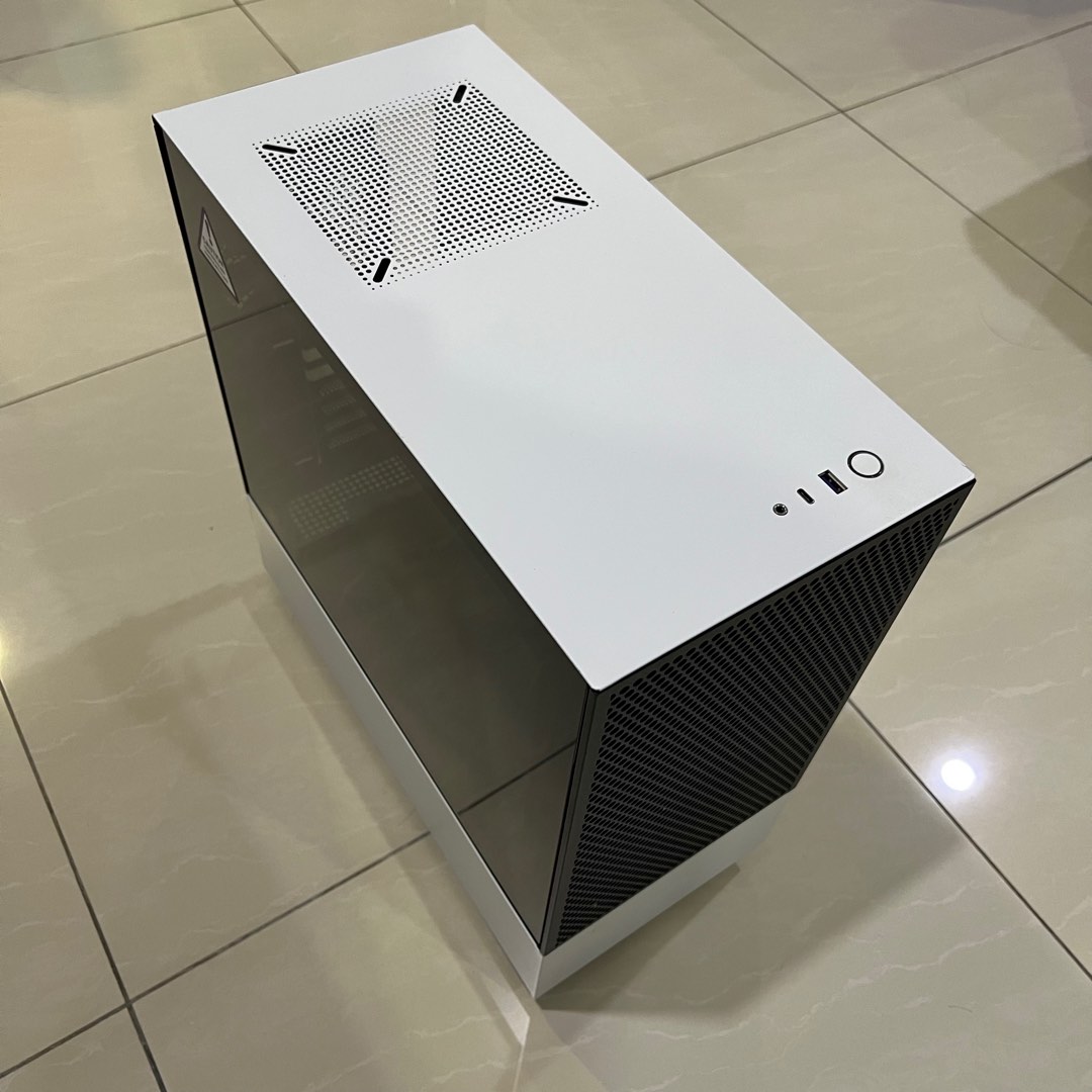 NZXT H510 Flow, Computers & Tech, Desktops on Carousell