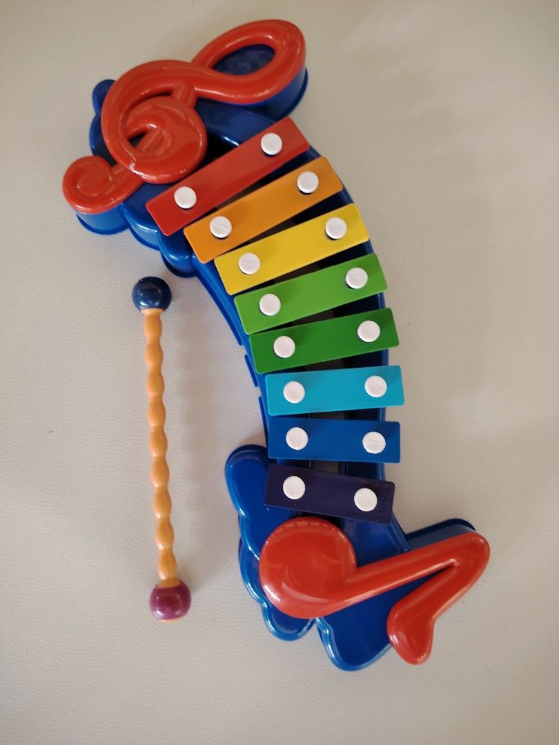 Rainbow xylophone Toys"R"Us, Hobbies & Toys, Toys & Games on Carousell