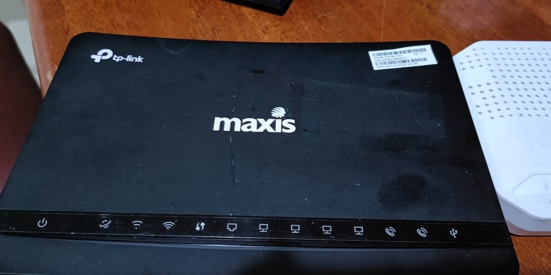 Router & Modem Maxis (Free delivery), Computers & Tech, Parts ...