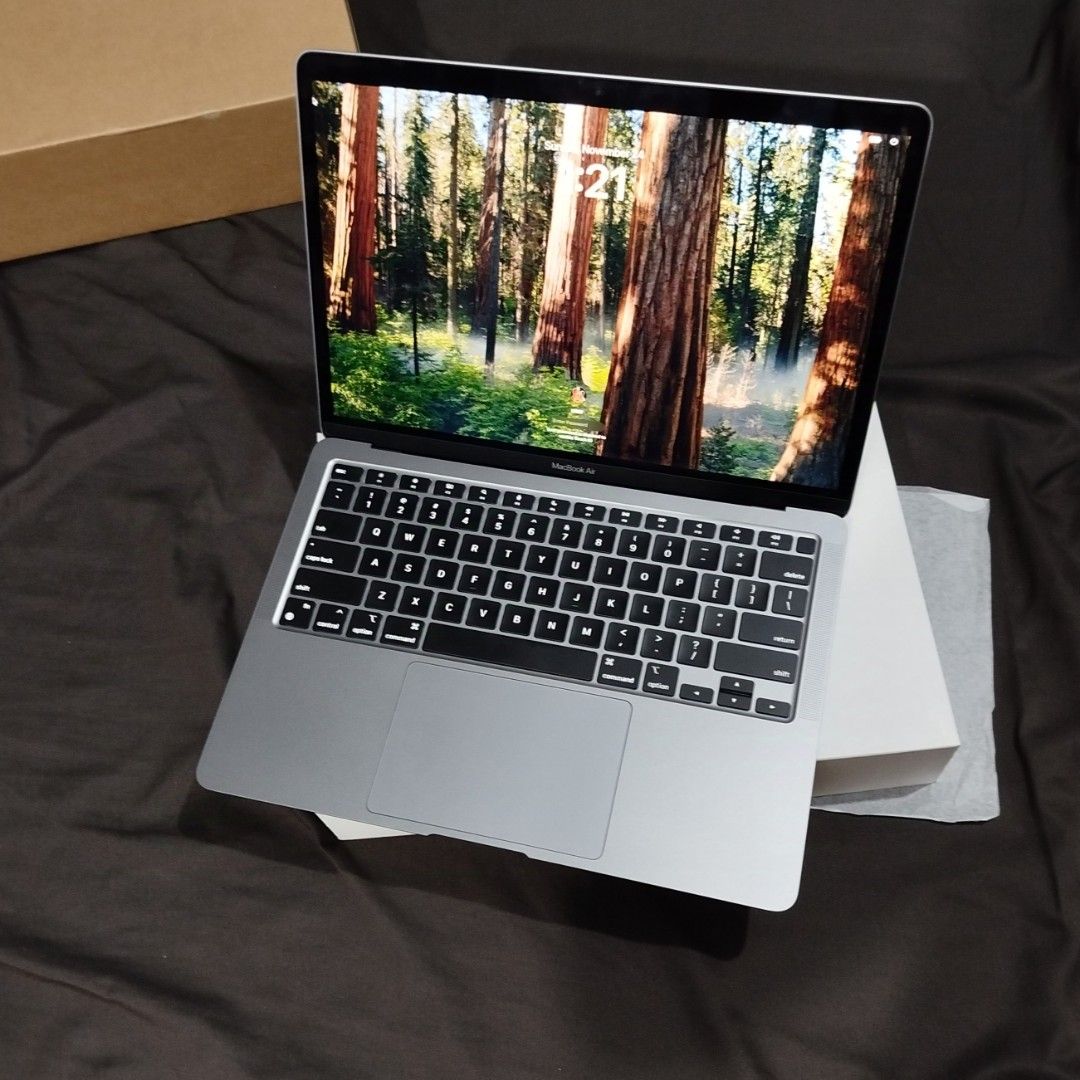 rush Macbook Air M1 warranty til Sept 2025 cycle count 5, Computers & Tech, Laptops & Notebooks ...