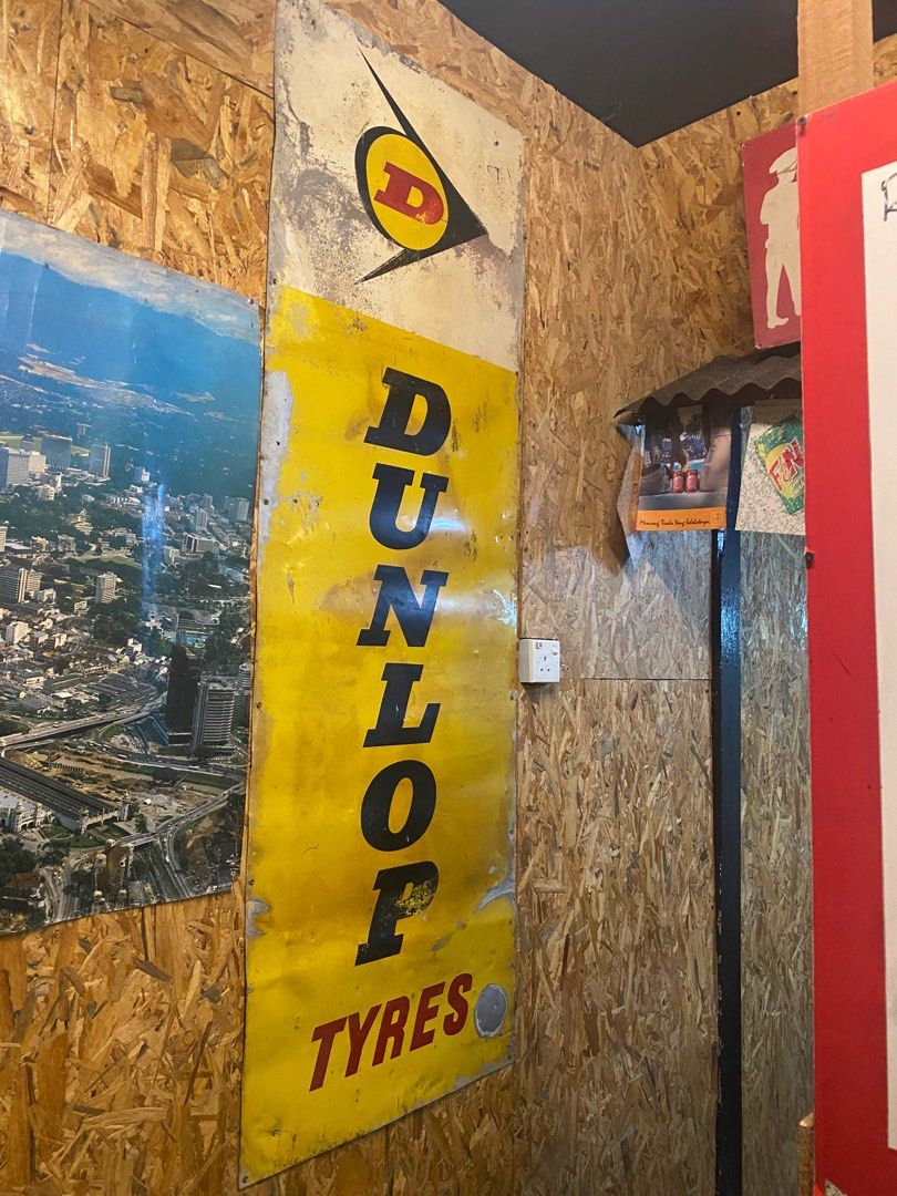 signboard zink dunlop sebelah side sahaja, Hobbies & Toys, Collectibles ...