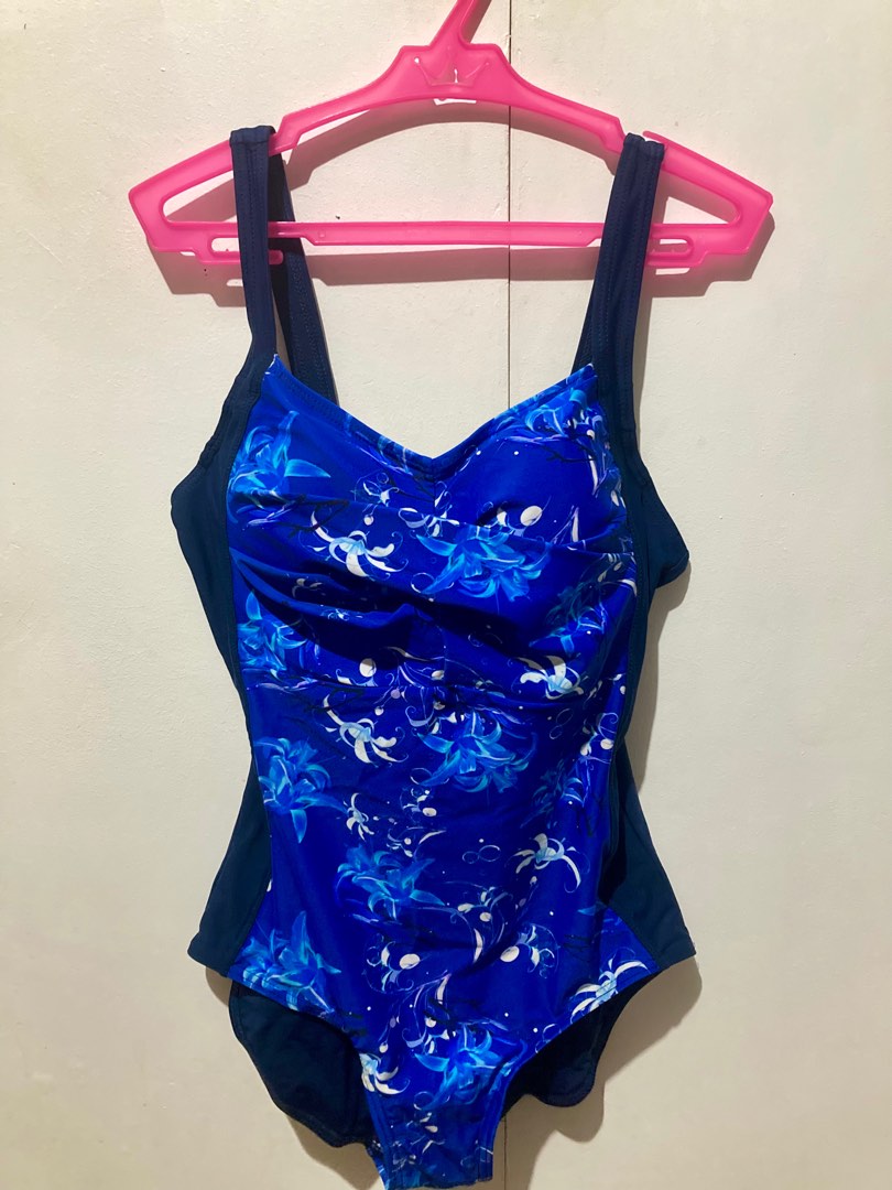 Sogo One-piece swimsuit, Women's Fashion, Swimwear, Bikinis & Swimsuits on Carousell
