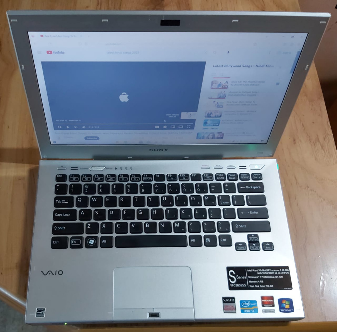 Sony Vaio VPCSB38GG (Intel Core i7 Processor, 8 GB Ram, AMD Radeon HD 7400M Graphics, 480 GB SSD ...