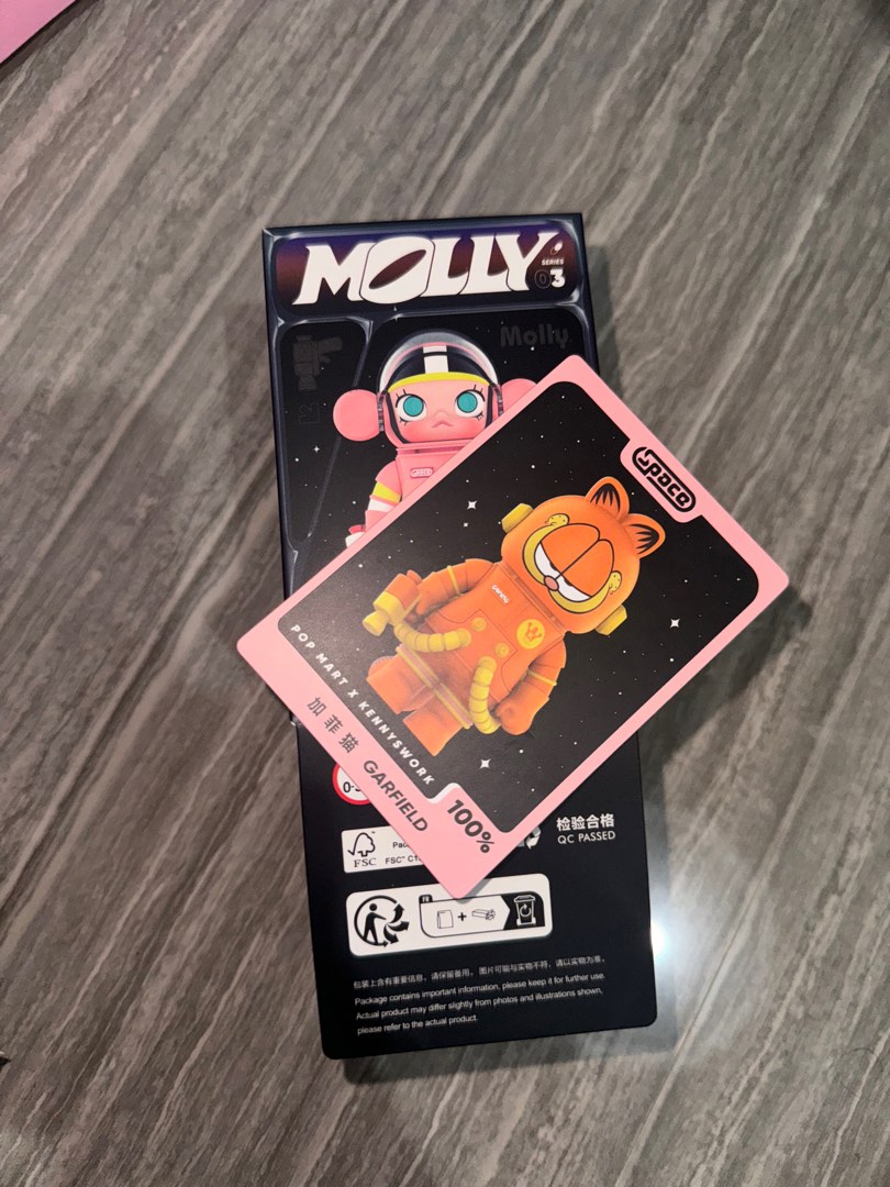 Space Molly S3 Garfield Pop Mart Official, Hobbies & Toys, Memorabilia ...