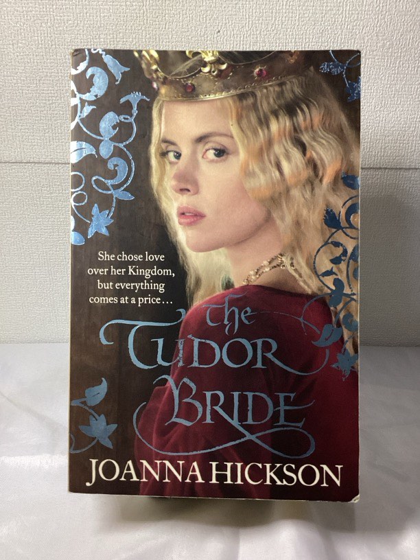 Thr tudor bride, Hobbies & Toys, Books & Magazines, Fiction & Non ...