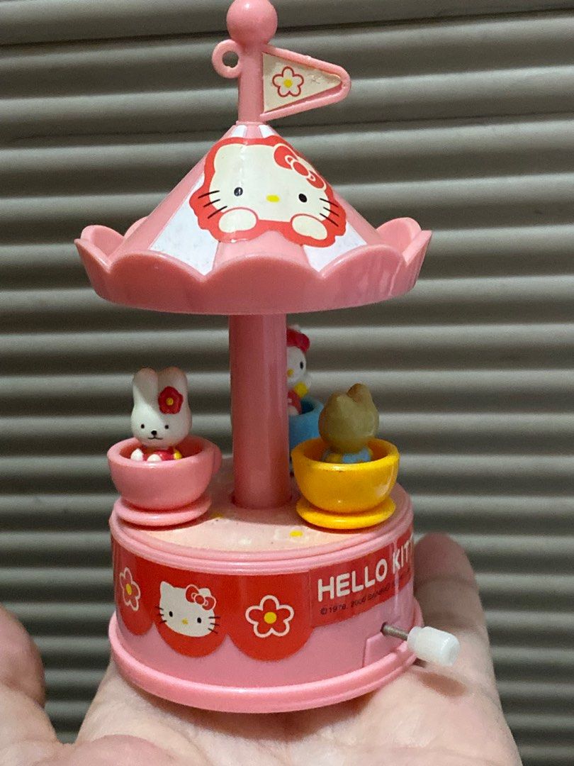 Vintage Sanrio 2000 Hello kitty Carousel wind up toy 450, Hobbies & Toys, Toys & Games on Carousell