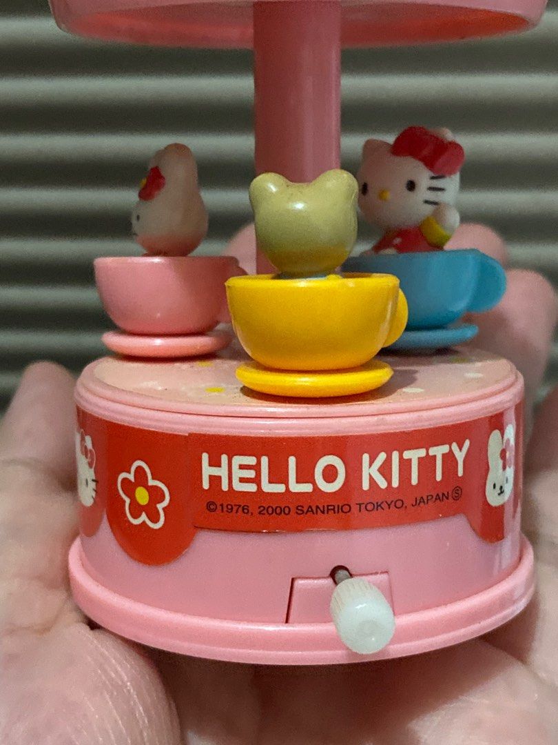 Vintage Sanrio 2000 Hello kitty Carousel wind up toy 450, Hobbies ...