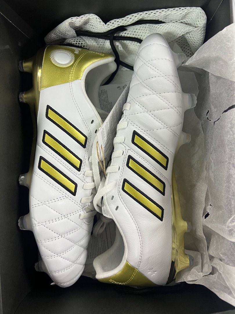 Adidas TK 11 Pro Toni Kroos, Men's Fashion, Footwear, Sneakers on Carousell