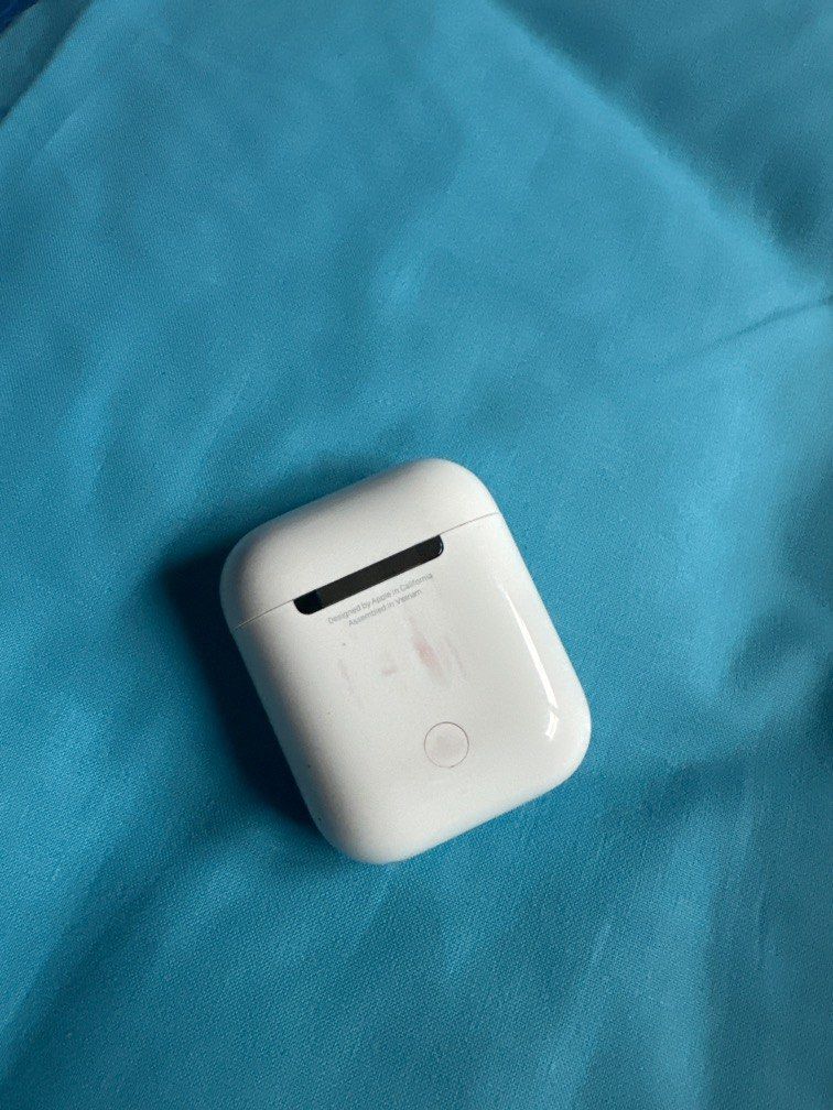 Airpod 2nd Gen (case only) with box & charger cable, Audio, Earphones ...