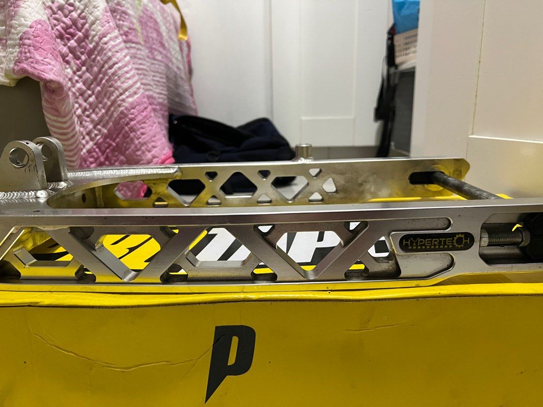 Arm Hypertech GP-X +1.5inch PNP Y15/Y16, Motorbikes on Carousell