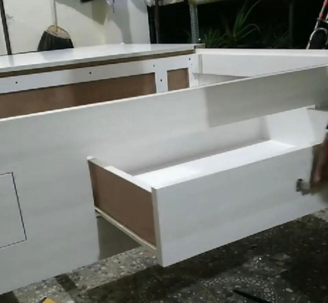 Dipan Tempat tidur, Perabotan Rumah di Carousell