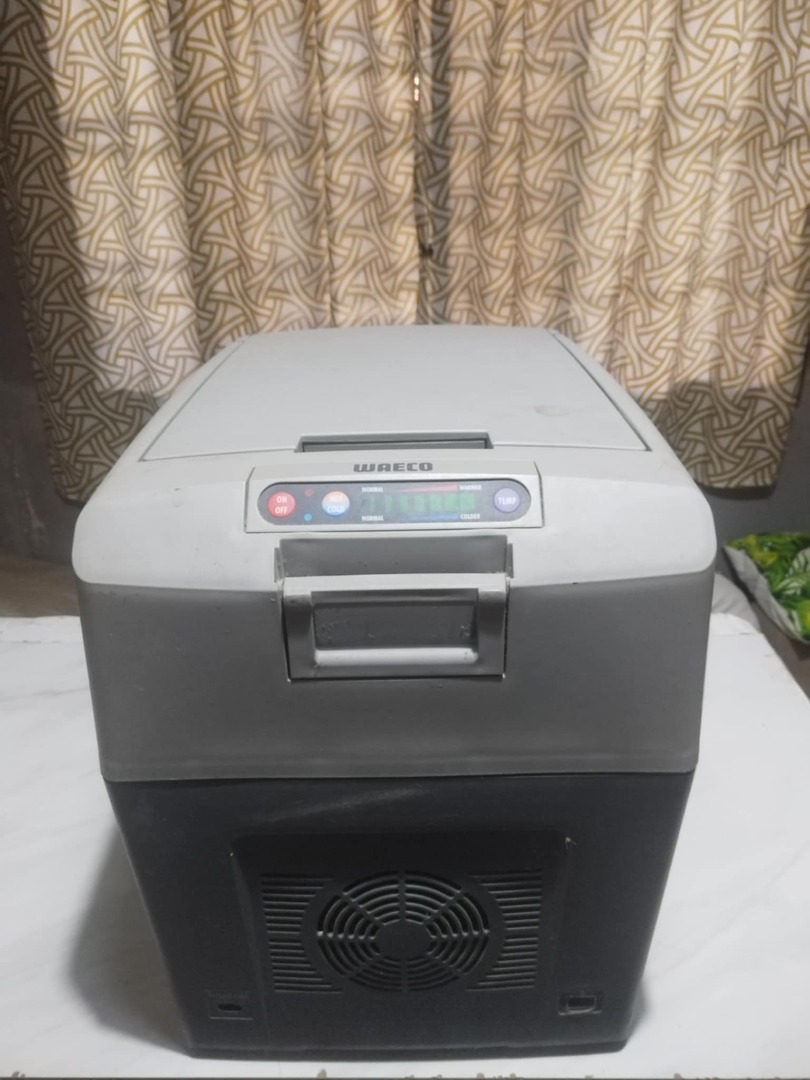 Dometic TropiCool (TC 35FL) - portable thermo-electric cool box ...