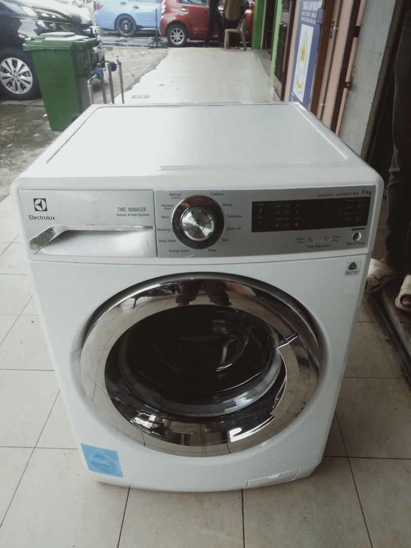 Electrolux Inverter washer 9.0kg good condition with warranty, TV ...